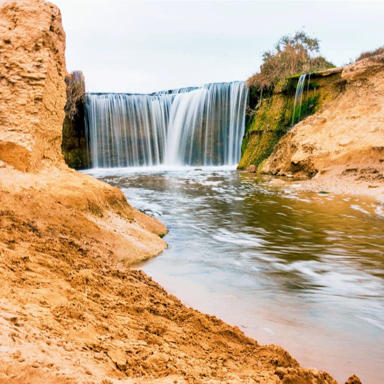 El- Fayoum Oasis with Wadi El Rayyan National Park and Meidum Pyramid ...